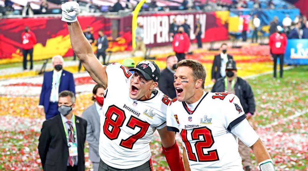 Rob Gronkowski Answers If Patrick Mahomes Can Catch Tom Brady’s Legacy | Chinook Observer