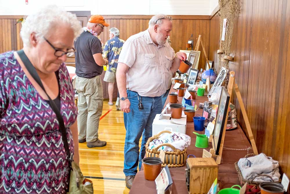 Luau fundraiser nets $10,000 for Chinook port | Chinook Observer