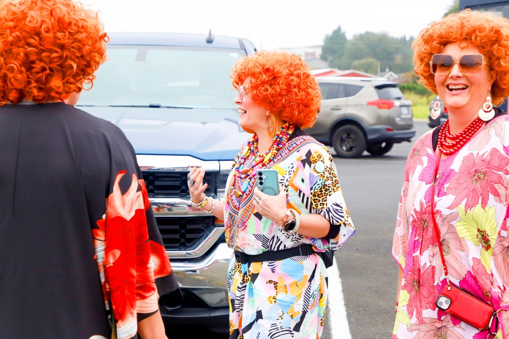 Hey Helen! — Dozens of costumed ‘Mrs. Ropers’ romp across peninsula ...