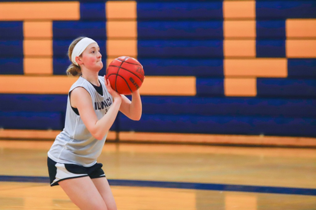 Ilwaco girls basketball season preview: Lady Fishermen look to build ...
