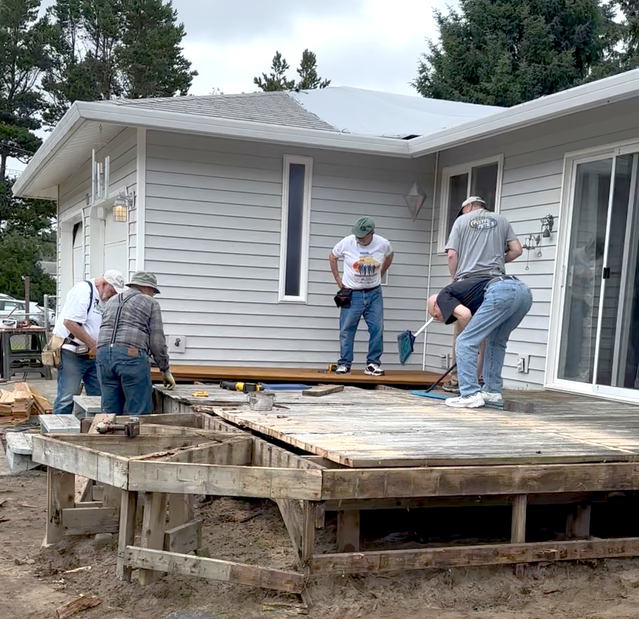 Rebuilding Together volunteers appeal for help | Chinook Observer